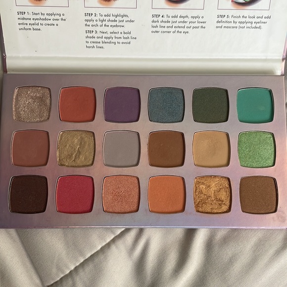 Giordano Colors | Makeup | Giordano Colors Express Yourselt Pallete ...
